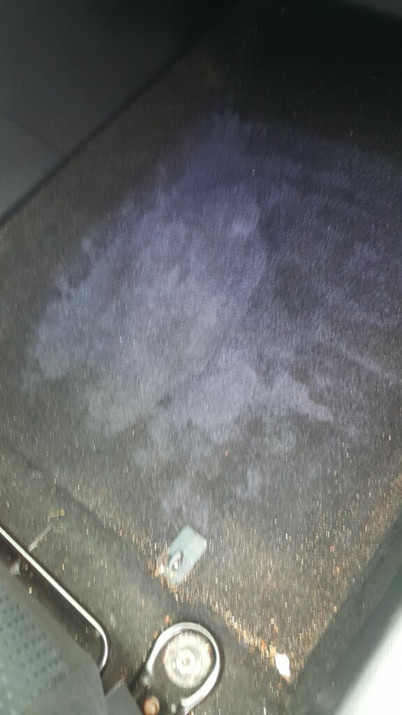 How to Clean Spilled Laundry Detergent in Car: Quick Tips