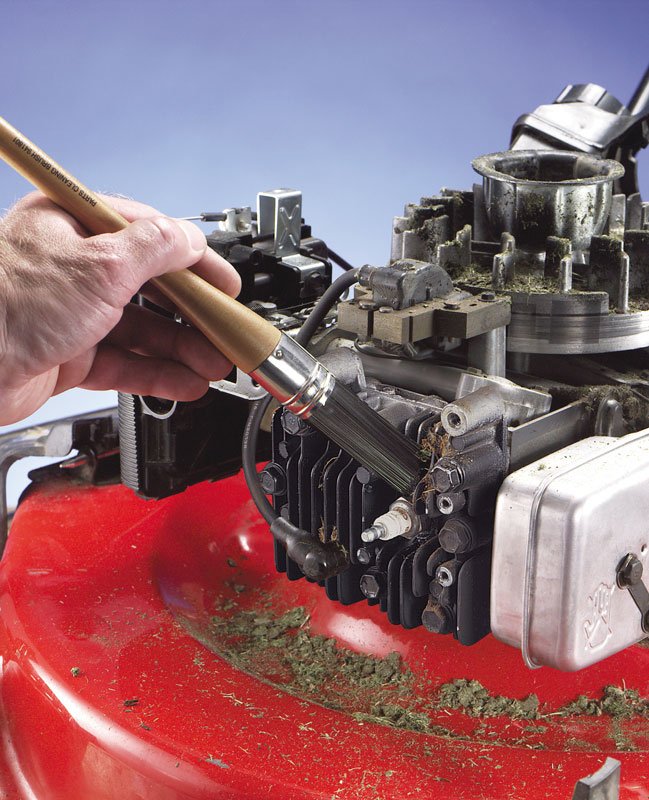 How to Clean a Lawn Mower Engine: Step-by-Step Guide