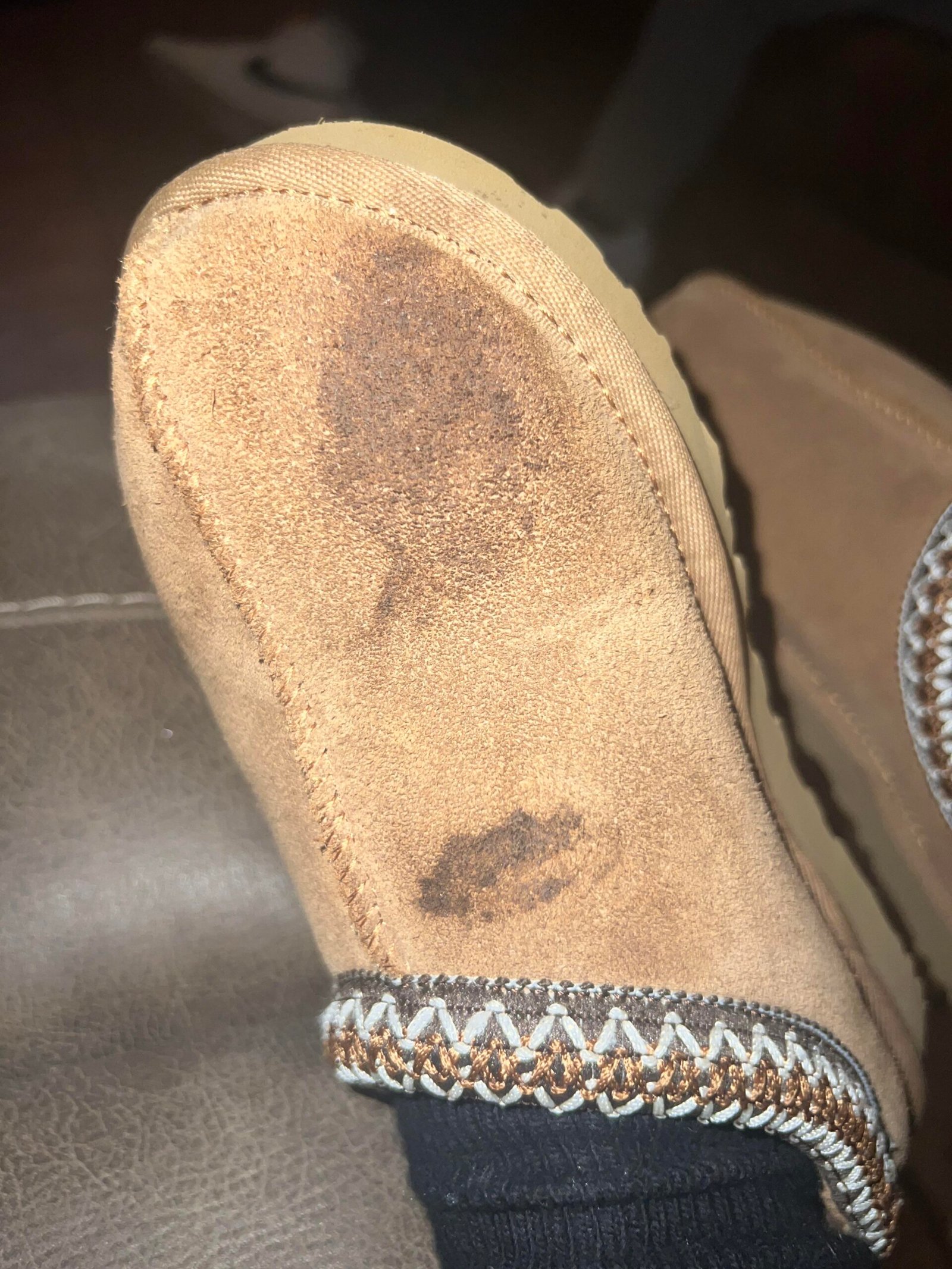 How to Clean Grease off Uggs: Easy and Effective Methods